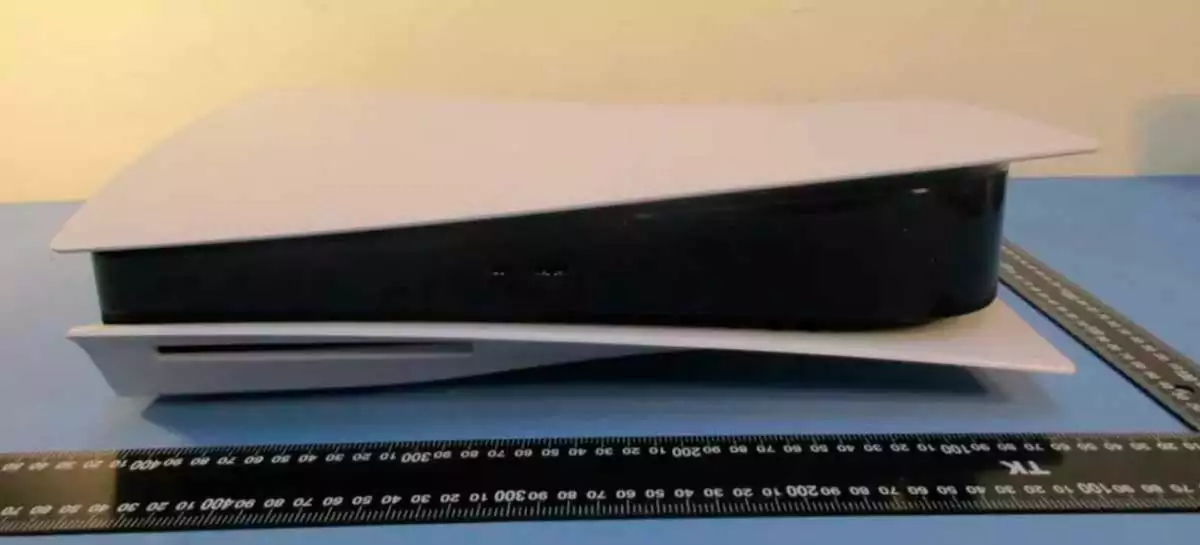 PS5: veja as primeiras fotos e o seu tamanho real
